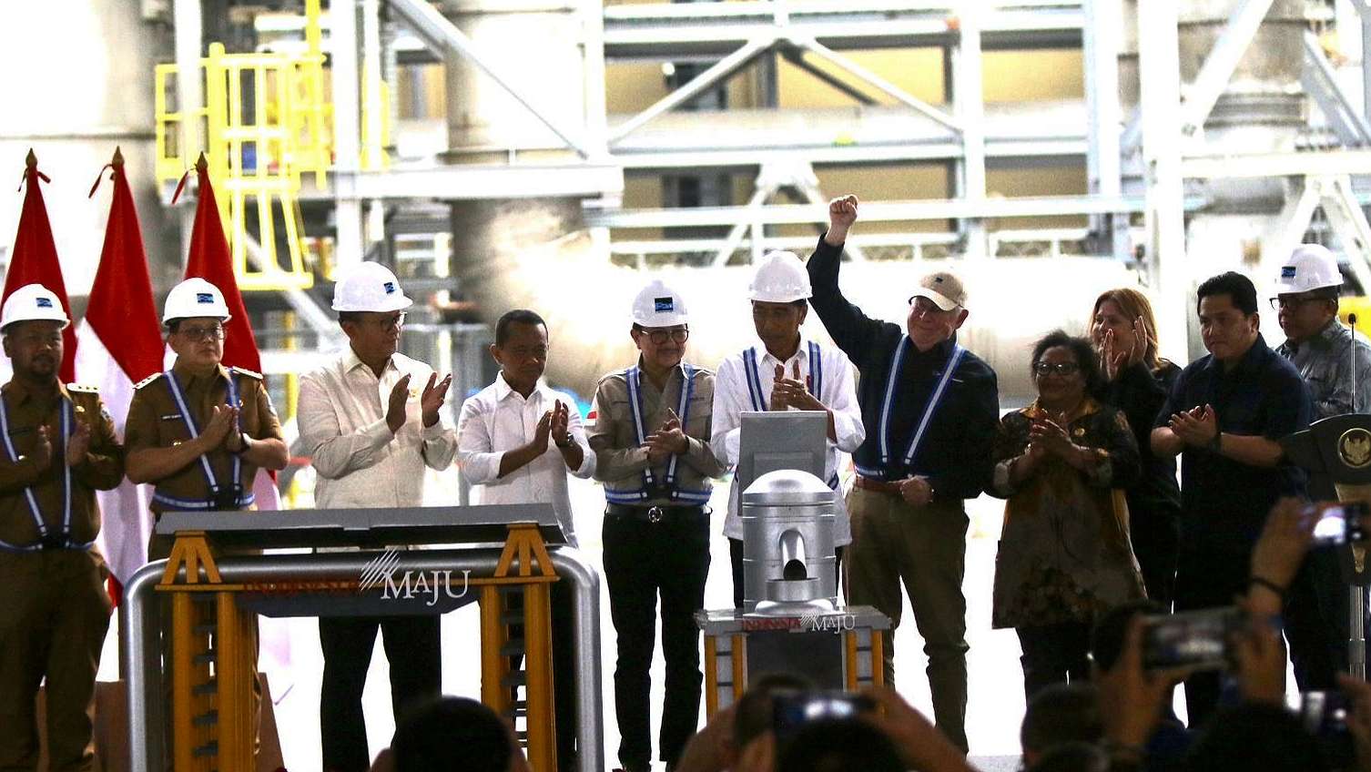 Jokowi Resmikan Smelter Terbesar di Dunia Milik PT Freeport di Gresik - Papua60Detik