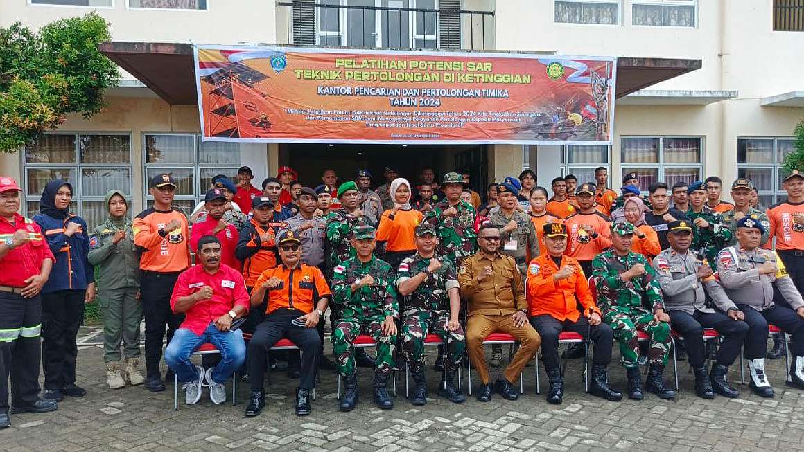50 Peserta Dilatih Teknik Pertolongan di Ketinggian SAR Timika ...