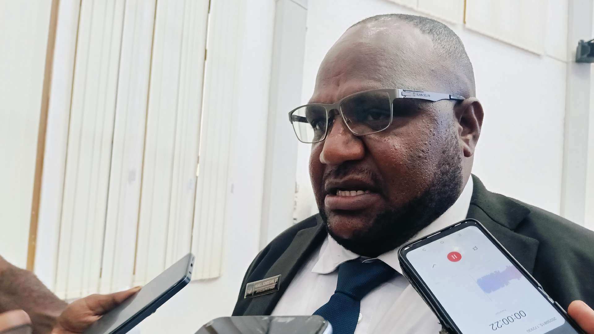 Legislator Henes Sondegau Soroti Penembakan di Intan Jaya - Papua60Detik