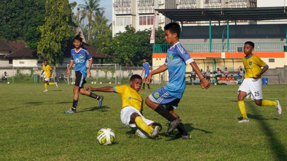 Papua Football Academy Dapat Pelajaran Mahal di Bali - Papua60Detik