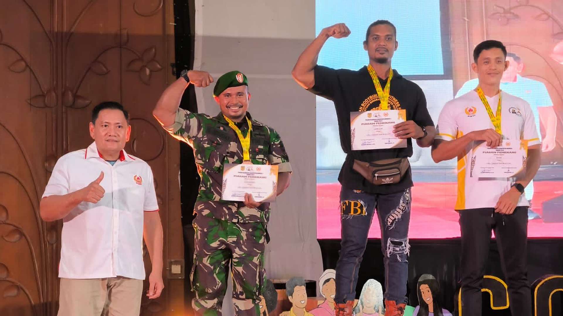 Porkab Mimika Ditutup, Ratusan Atlet Dapat Penghargaan - Papua60Detik