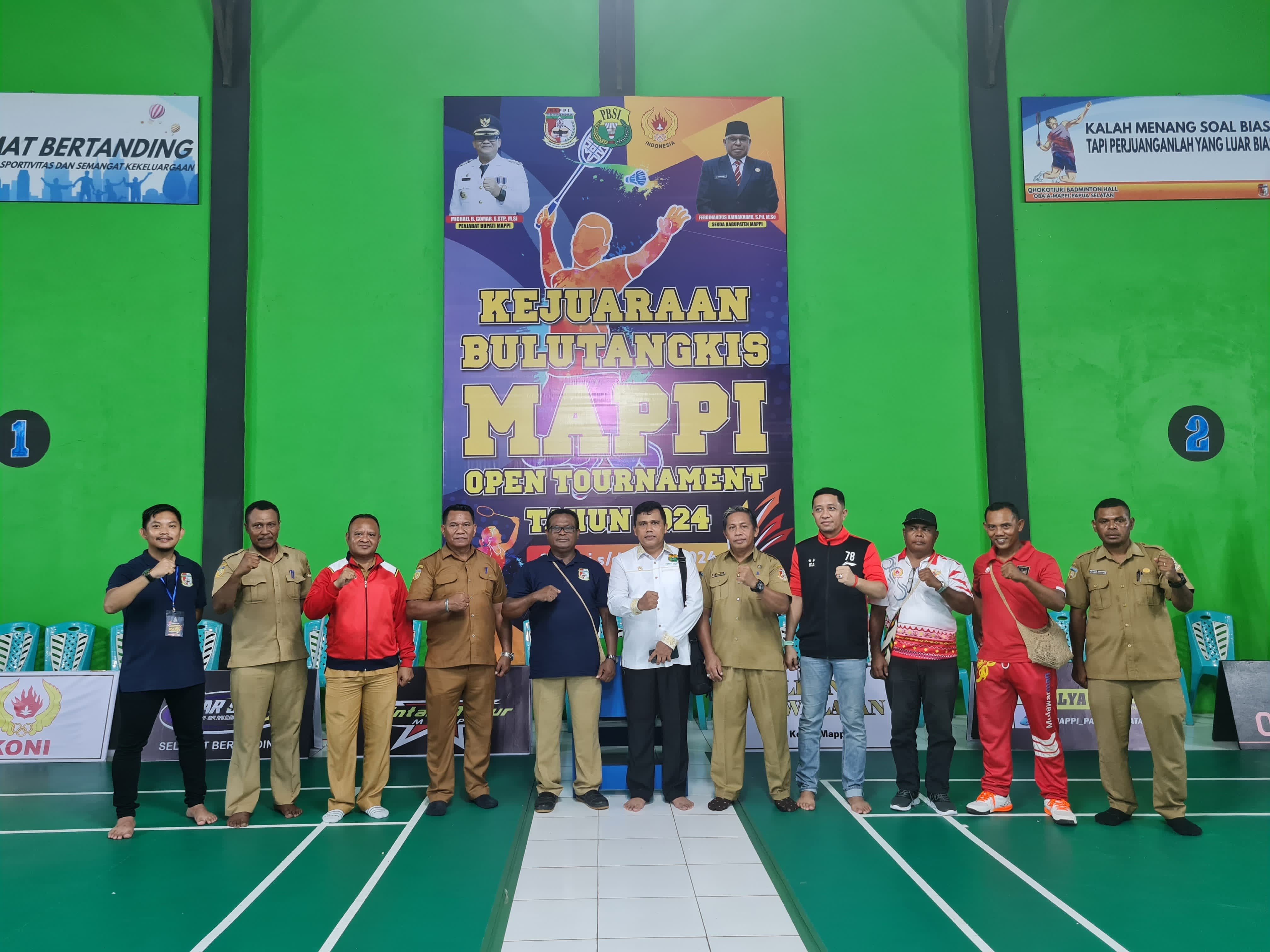 Pembukaan Kejurda Open Badminton Bupati Cup Mappi 2024 - Papua60Detik